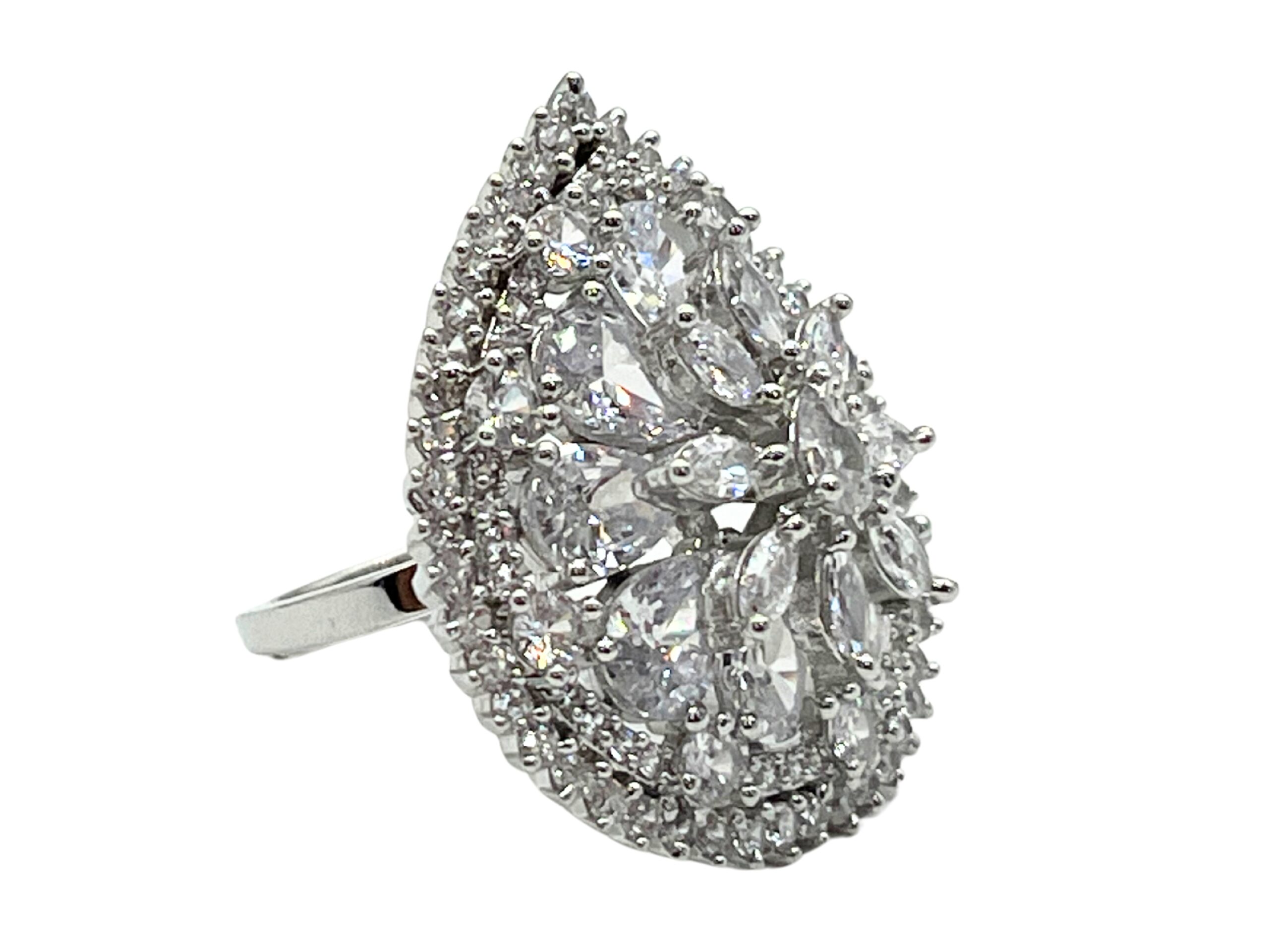 Discover the Elegant Adjustable Fern Ring Today!